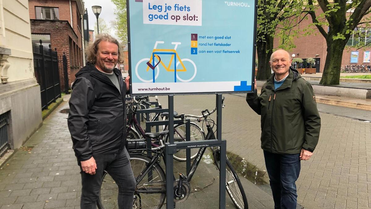 Nieuwe campagne moet aantal fietsdiefstallen doen dalen: “Leg je fiets ...