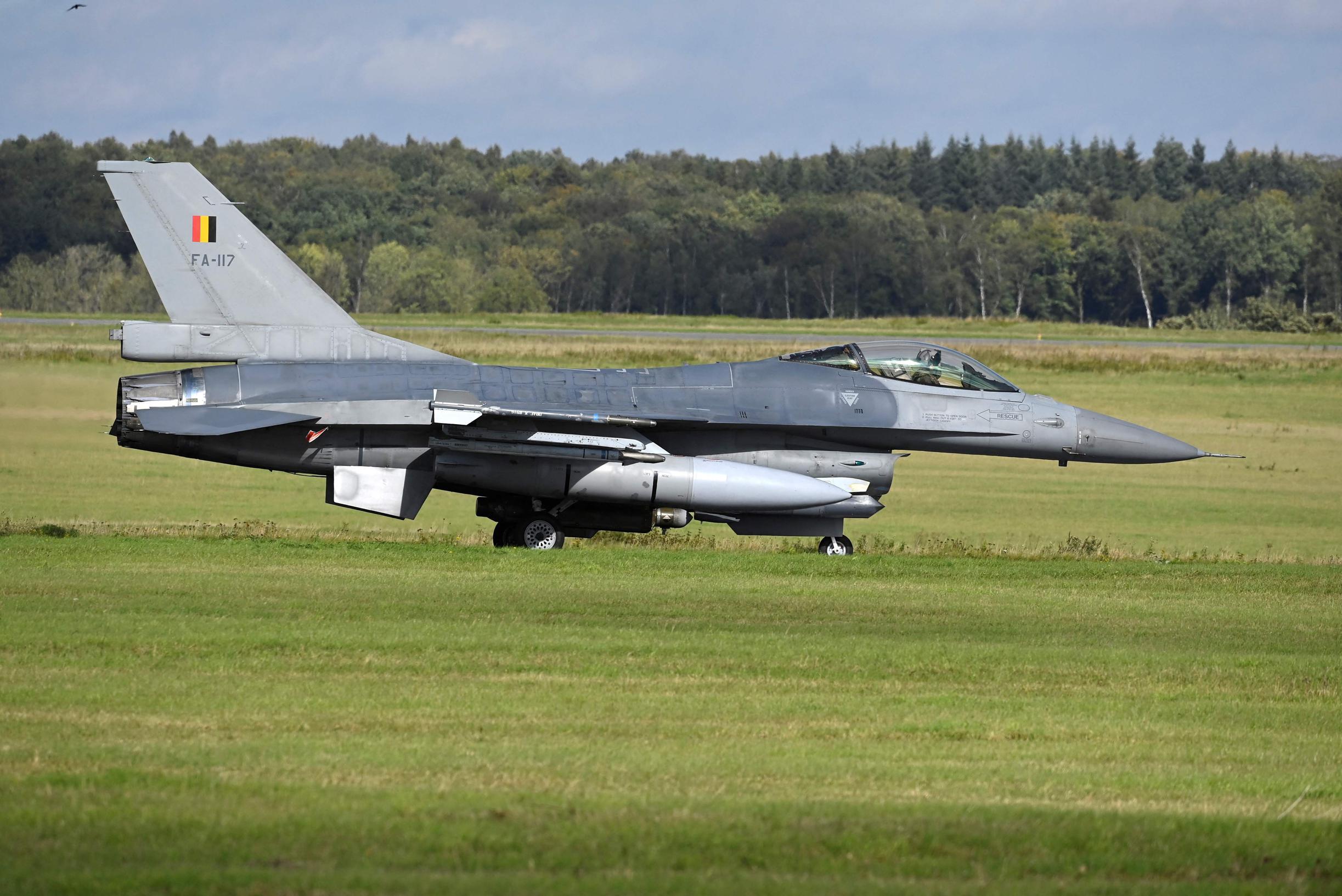 Belgische F-16’s niet meer bruikbaar voor Oekraïne, vindt Defensie | GVA