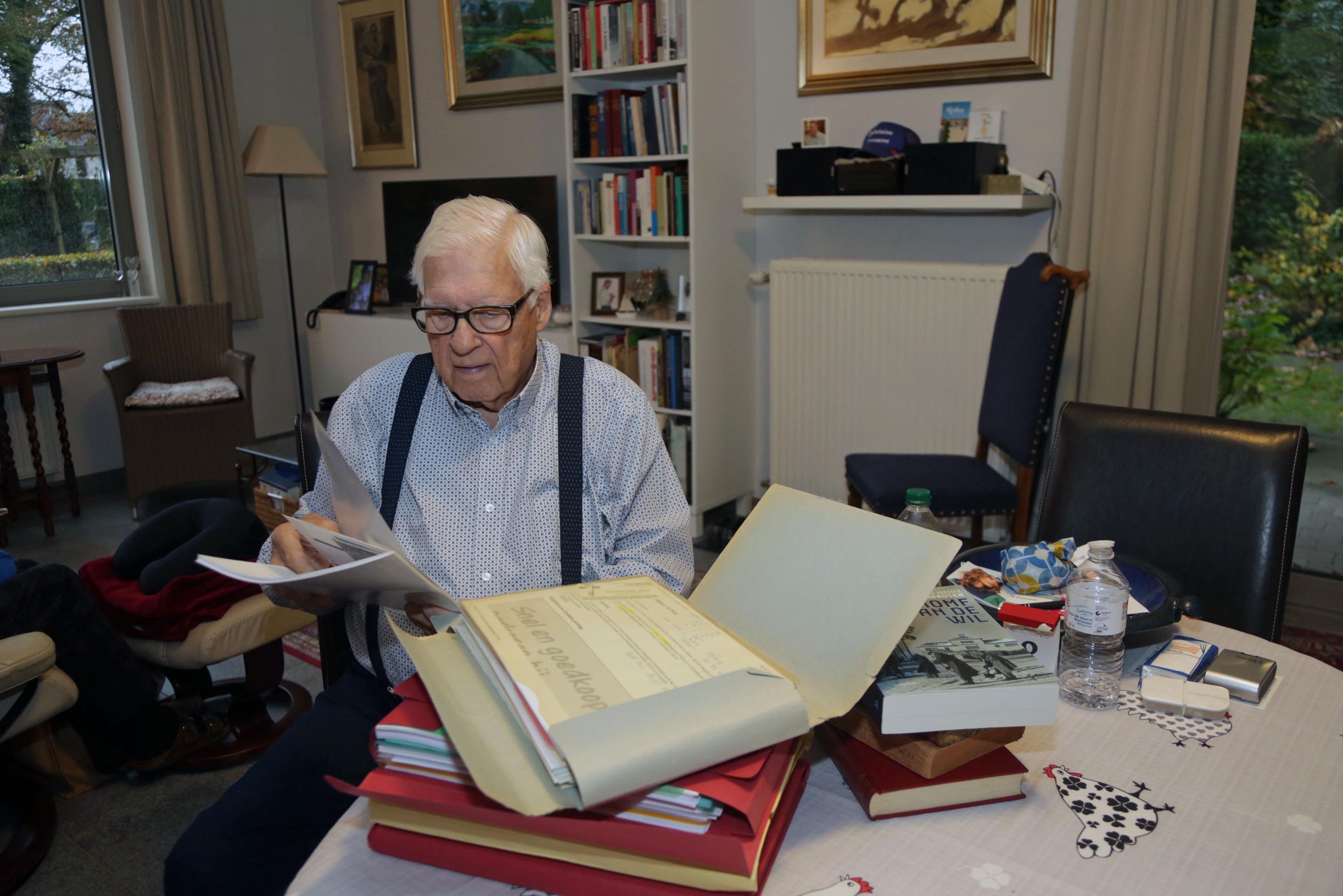 Journalist Lukas De Vos herschrijft kampdagboek van Flor Peeters ...