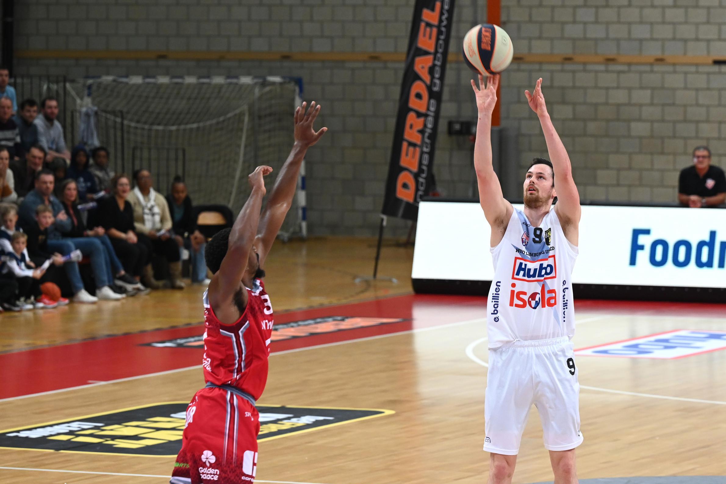 Giants maatje te klein tegen superieur Limburg United | GVA