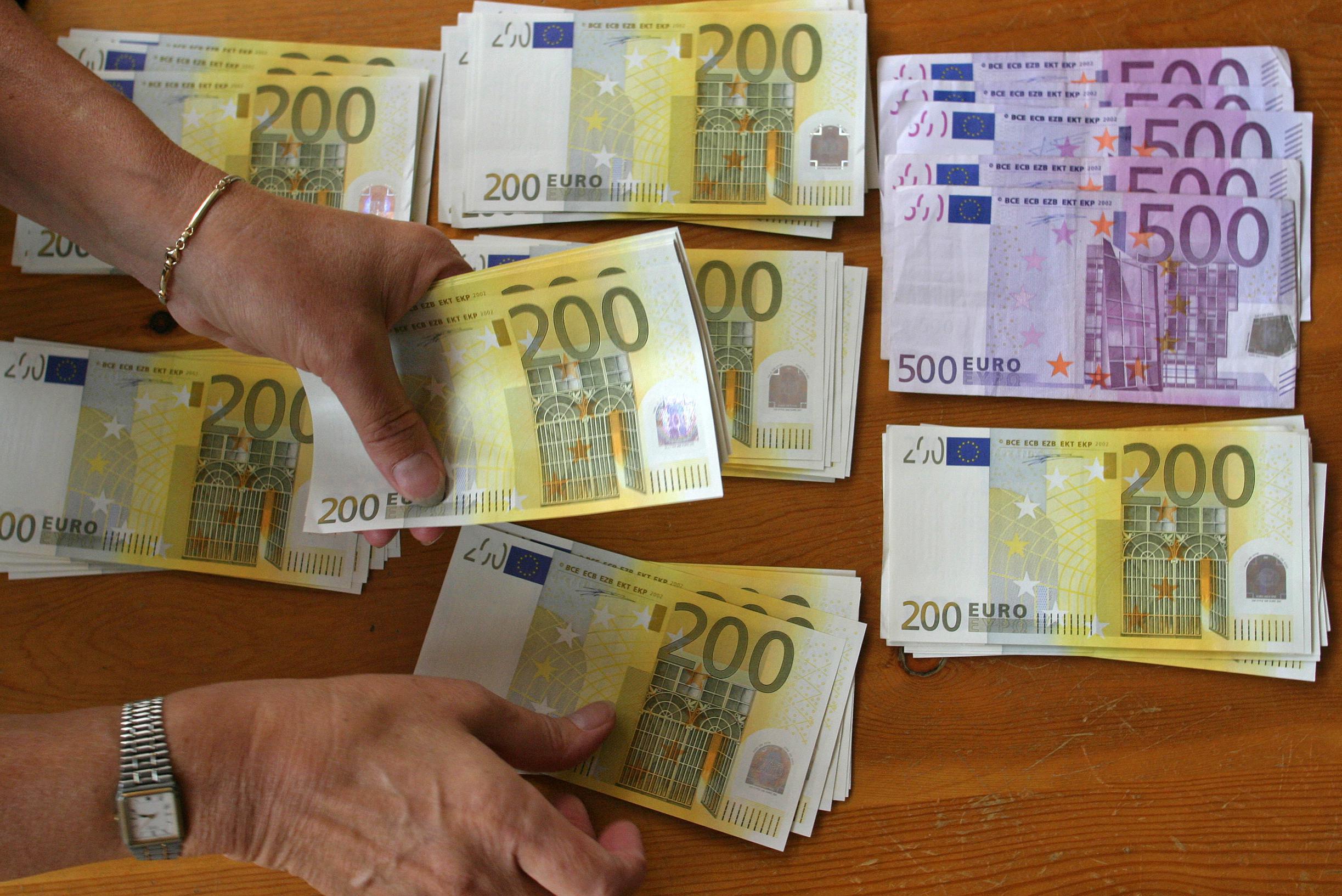 200 miljoen euro zwart geld aangegeven vorig jaar | GVA