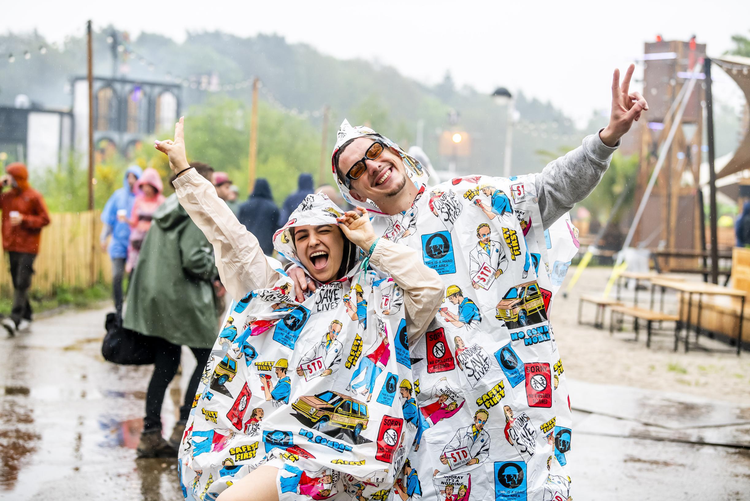 De truc met de kattenbakvulling en vermijd een korte broek: tips om een ...