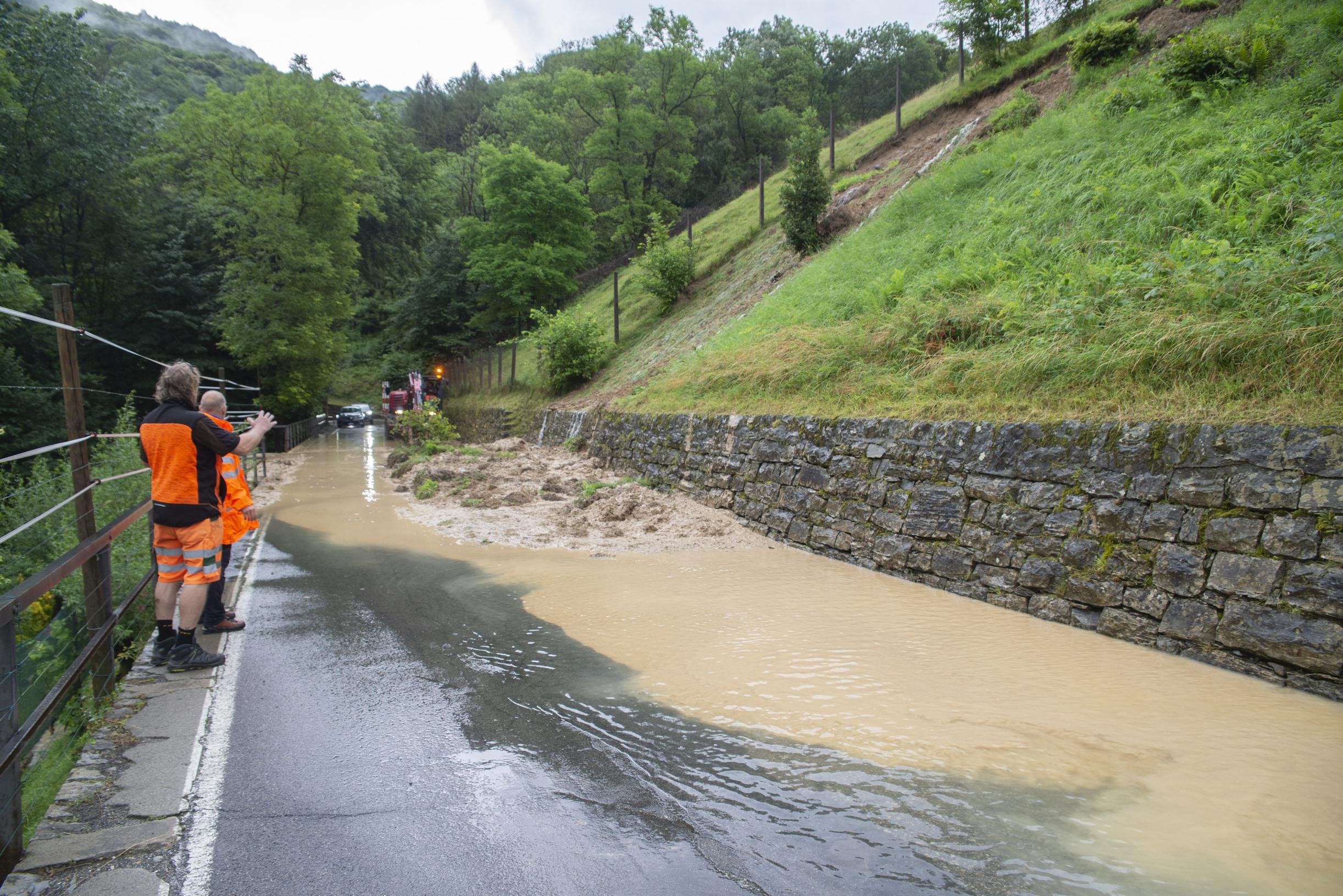Nieuwe overstromingen en aardverschuivingen in Zwitserland | GVA