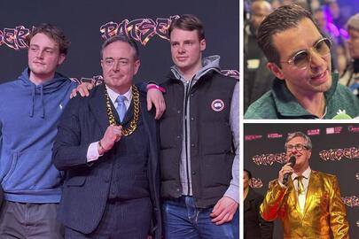 Bart De Wever met patserketting en Jan Verheyen in gouden kostuum: dit ...