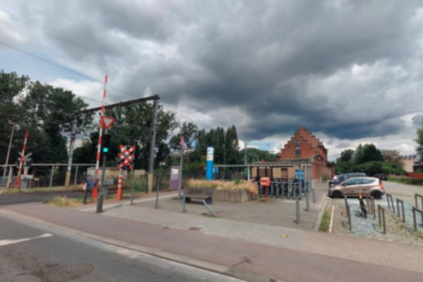 Overweg Berkenrodelei afgesloten | GVA