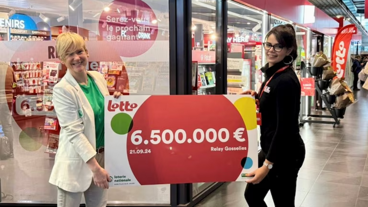 Man koopt vlak voor opstijgen Lotto-biljet op luchthaven van Charleroi ...