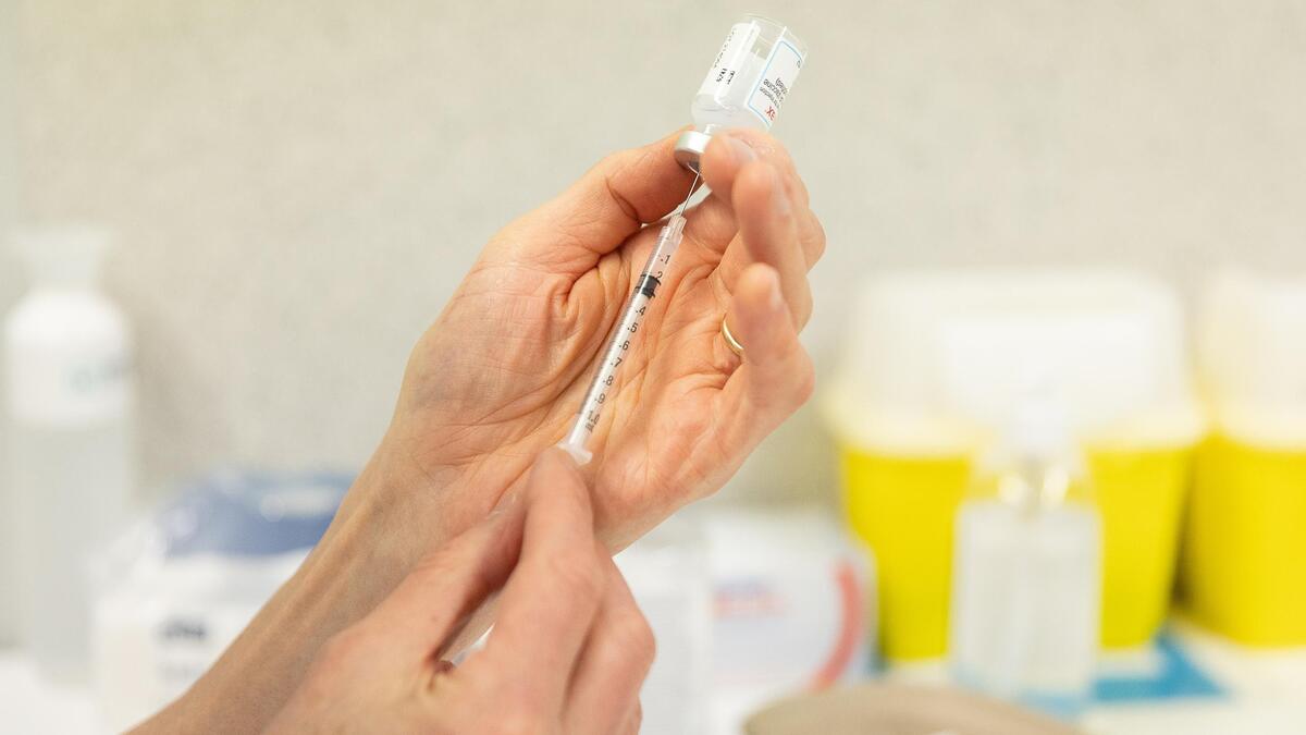 Oudere generaties hebben meer vertrouwen in vaccins dan jongere mensen ...
