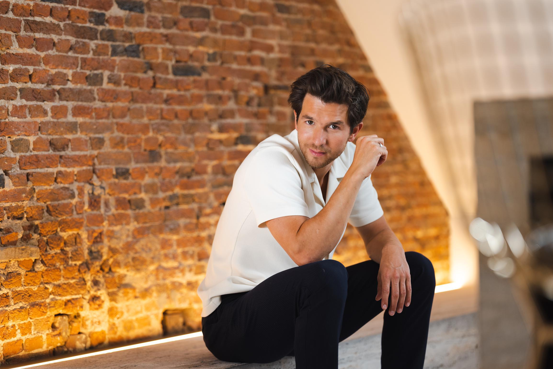 Matteo Simoni bevestigt: deze zomer opnames ‘Patser 2’ | GVA