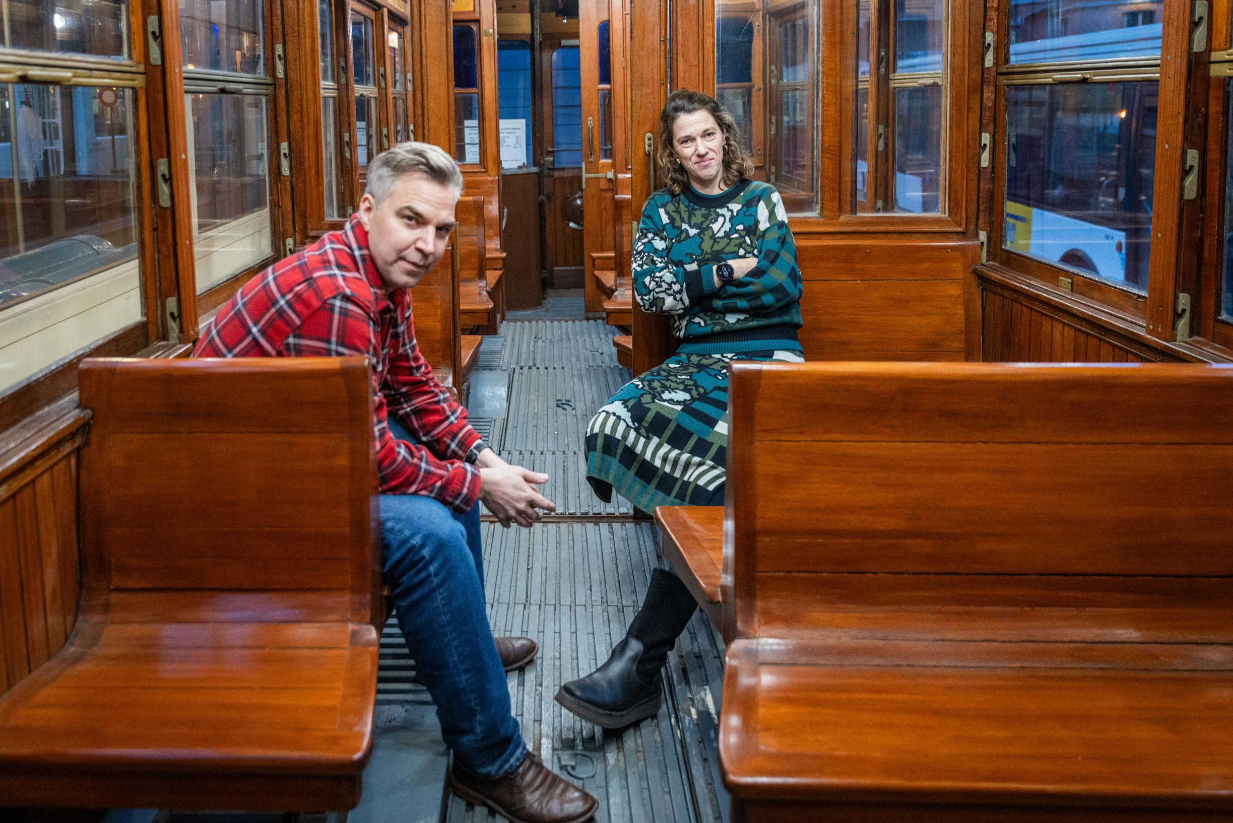 Xaveriusleerkrachten brengen eerste kinderboek ‘Spoorloos’, met tram 13 ...