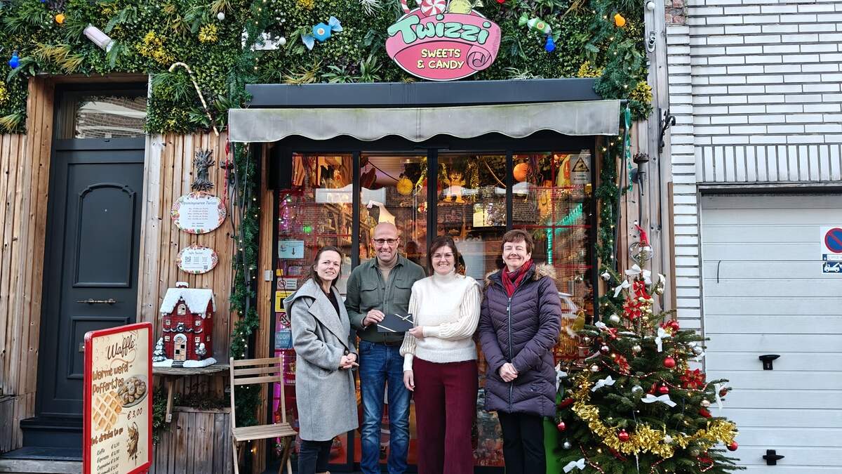 Dit is de mooist versierde winkel van Merksem: “We zijn nu al bezig met ...