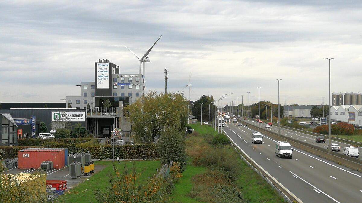 Kettingbotsing in Herentals-Oost: vier wagens getakeld, weg opnieuw ...