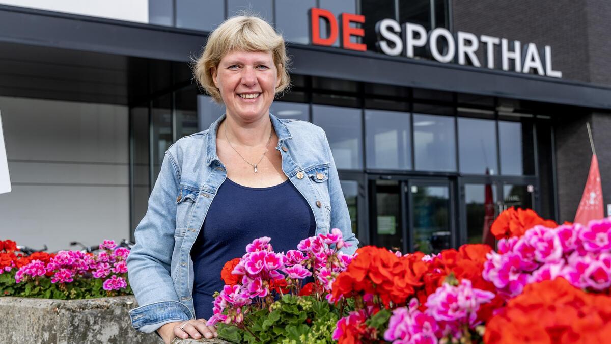 Evi Eeckhout (43) lanceert praatgroep voor mensen met autisme in ...