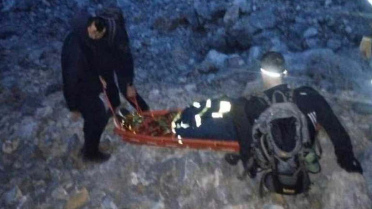 Belgische toerist (28) overleeft val van tientallen meters van kloof in ...