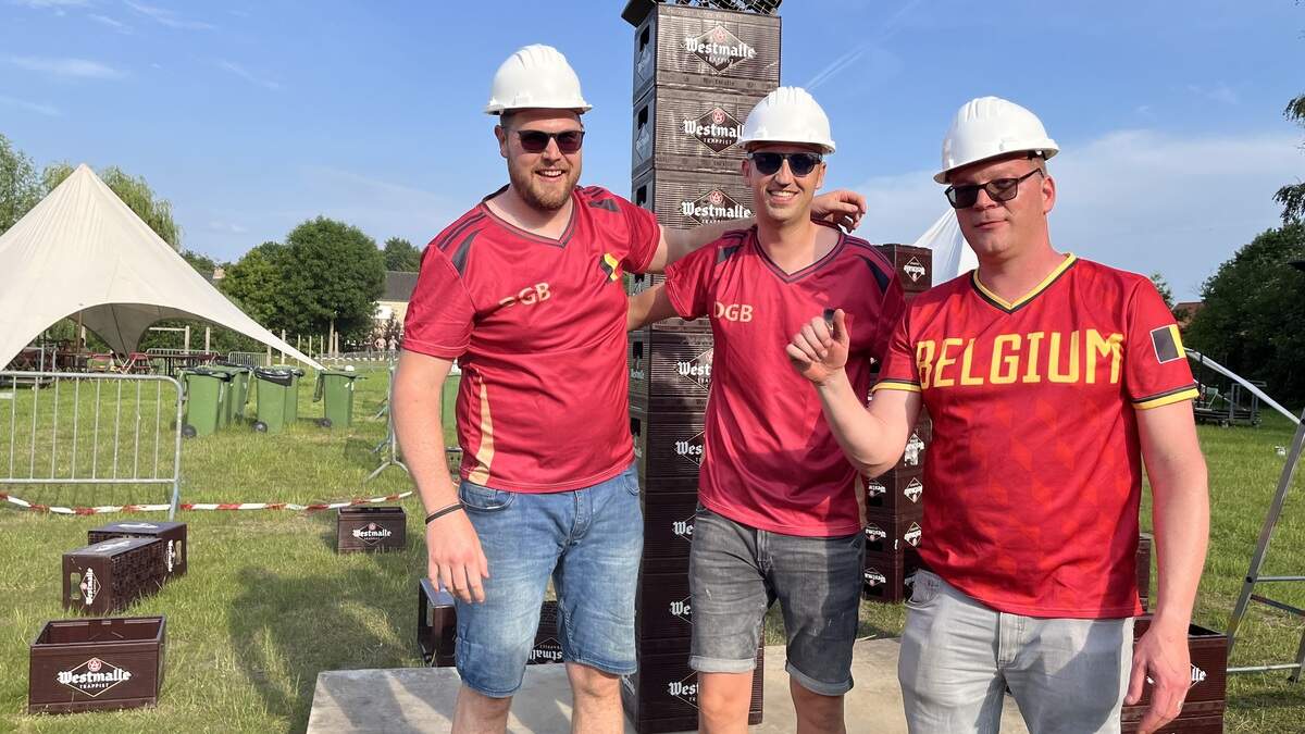 Oostmalse Speulen met als finale bierbakken stapelen | GVA