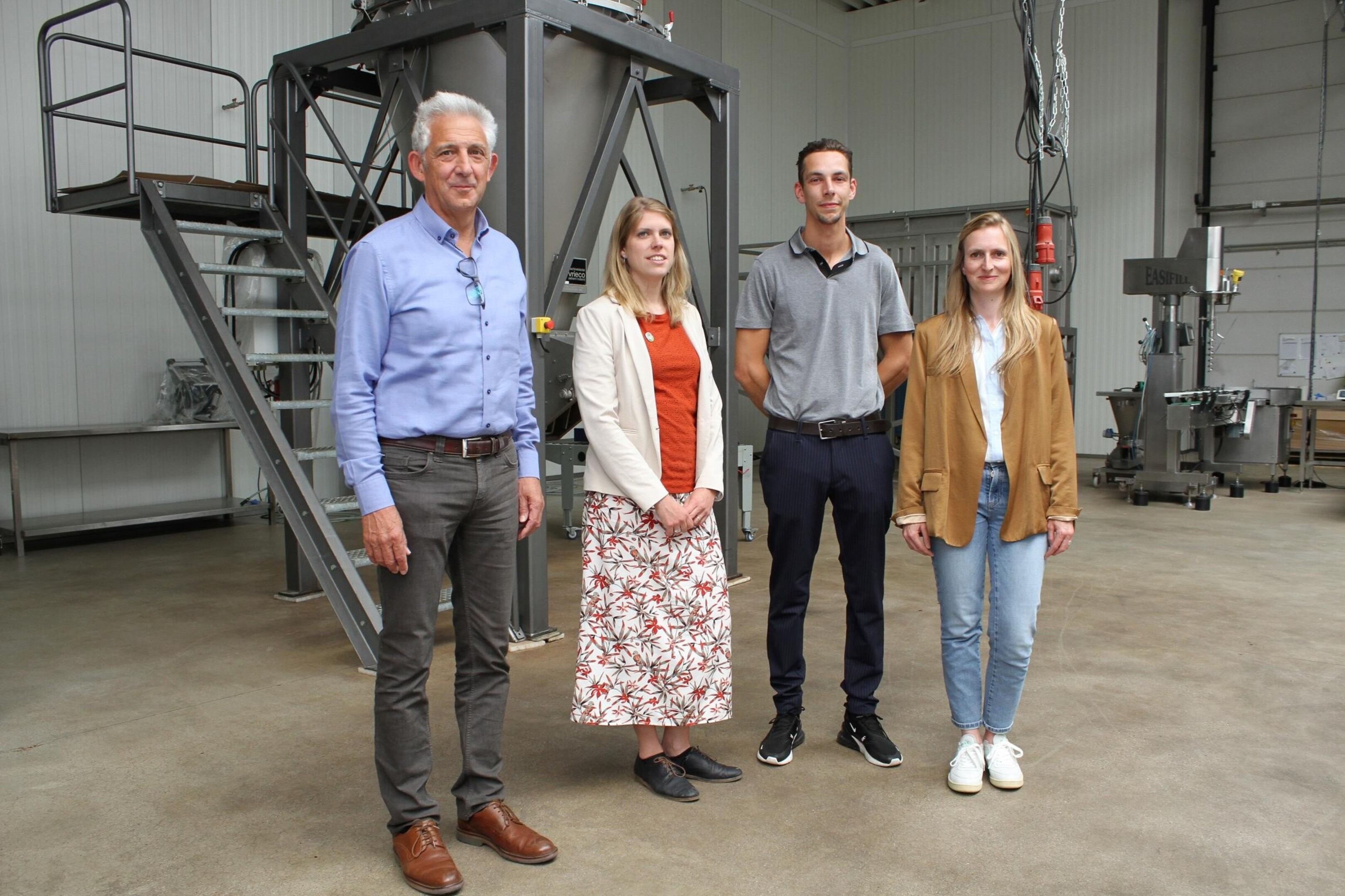 Werkzoekenden uit kansengroepen bezoeken Liers bedrijf UTB | GVA