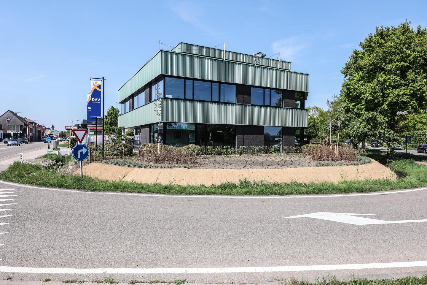De Grens Businesscenter opent de deuren: “Naast vaste kantoren kan je ...