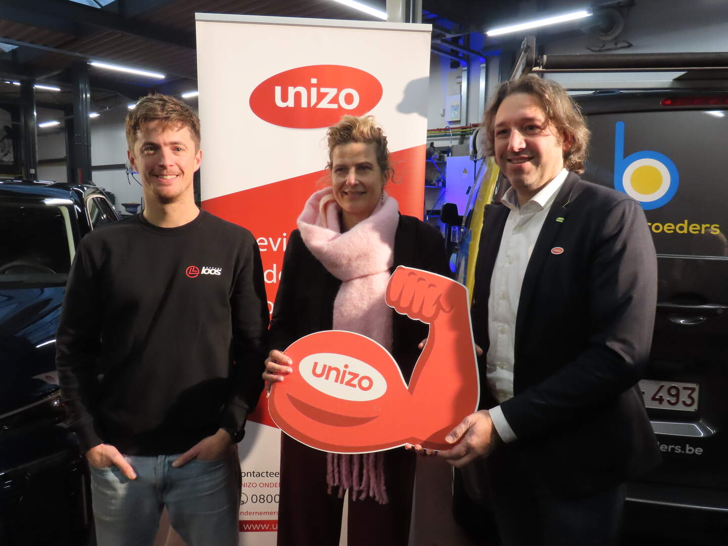 Unizo Essen deelt sokken uit op ‘Dag van de Ondernemer’: “Stevig in je ...
